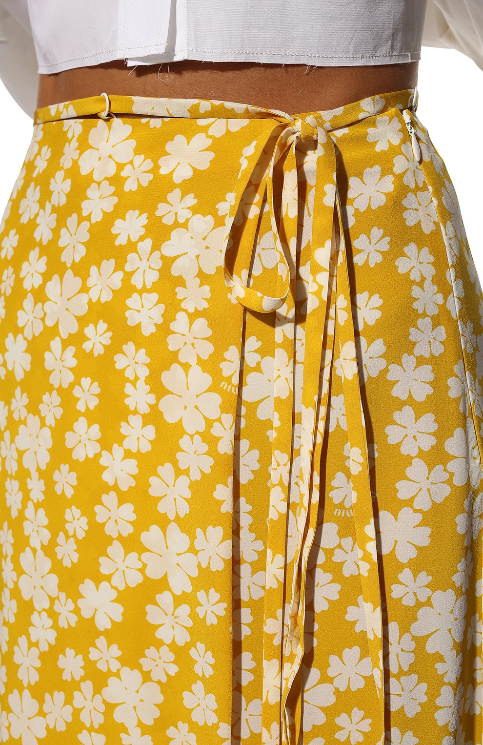 Женская желтая шелковая юбка Miu Miu купить в интернет магазине ЦУМ арт Mg1760 10ma F0o0s